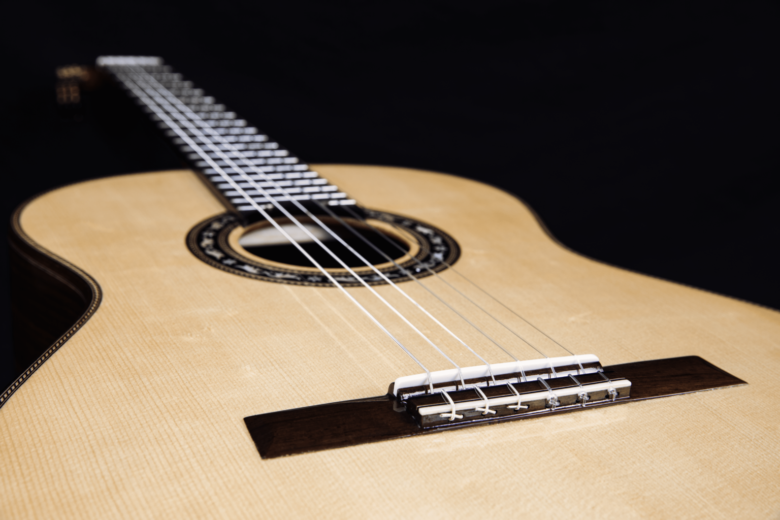 GODOY II CLASSICAL GUITAR W/CASE - Katoh Guitars